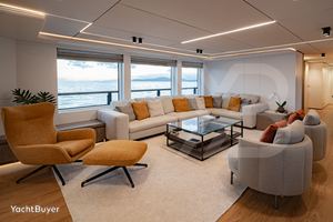QUEEN TATI Yacht - 123ft MCP Yachts 2023 | YachtBuyer