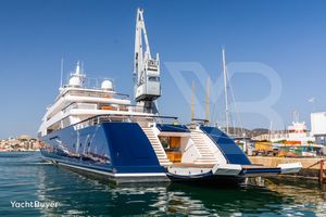 LIMITLESS Yacht - 97m (316ft) Lurssen 1997 | YachtBuyer