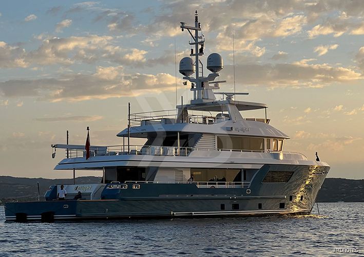 TROPA Yacht - 32m (105ft) Cantiere delle Marche 2022 | YachtBuyer
