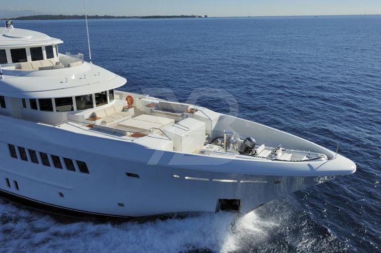 LADY MAXINE Yacht - 49m (161ft) Royal Hakvoort 2010 | YachtBuyer