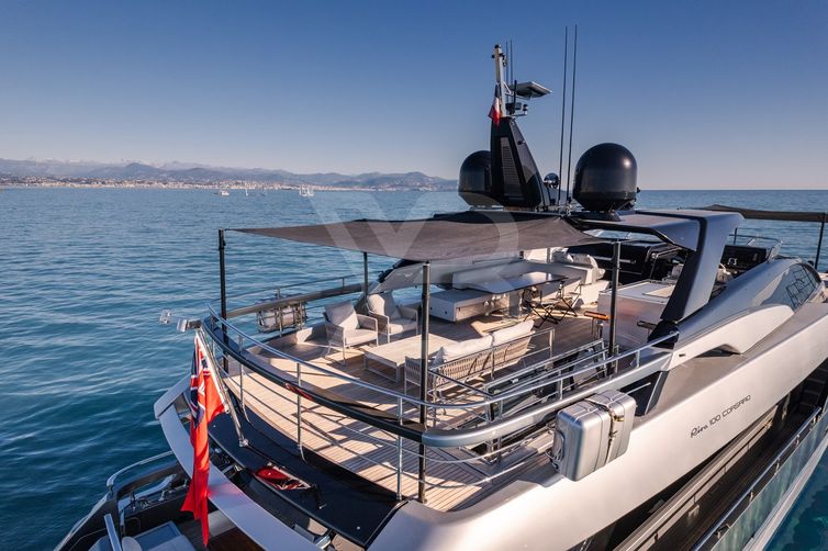 HP6 Yacht - 99ft Riva 2021 | YachtBuyer