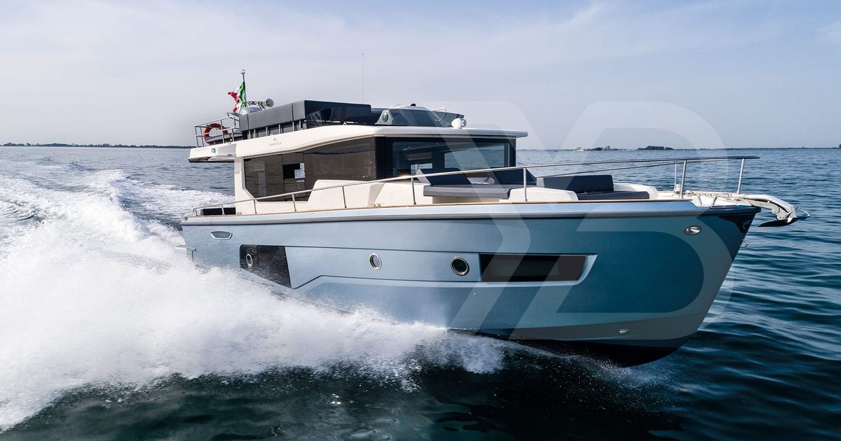 Cranchi T43 Trawler Yacht (2014 - 2023)