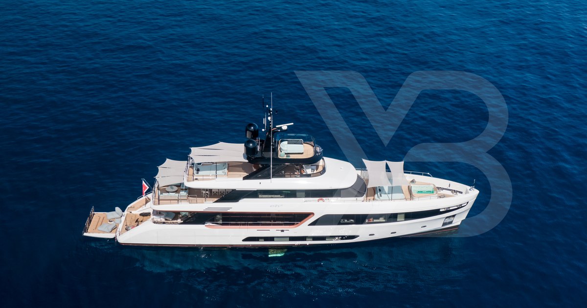 EH2 Yacht - 37m (121ft) Benetti 2022 | YachtBuyer