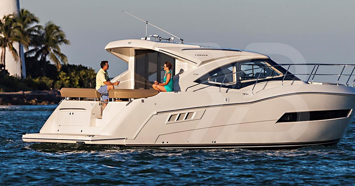 Carver C37 Coupé Yacht (Gen 2, 2015 - 2021)
