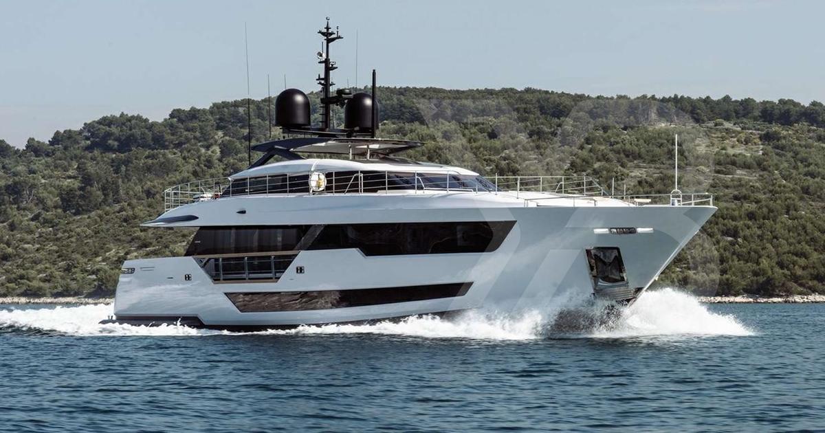 38m Custom Line 120 Superyacht Erolia Listed for Sale | YachtBuyer