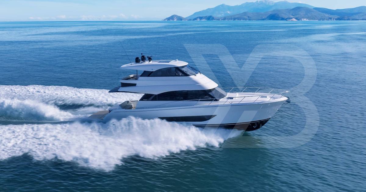 Maritimo M55 Black Edition Boat