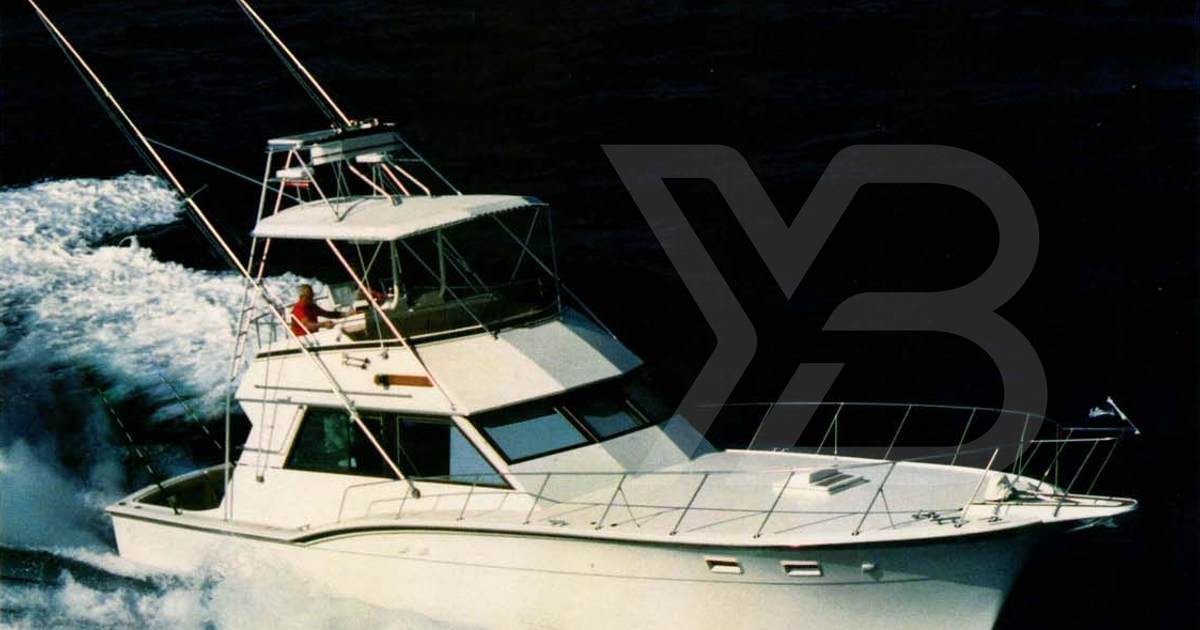 Hatteras 46 Convertible Yacht (Gen 2, 1981 - 1984) | YachtBuyer