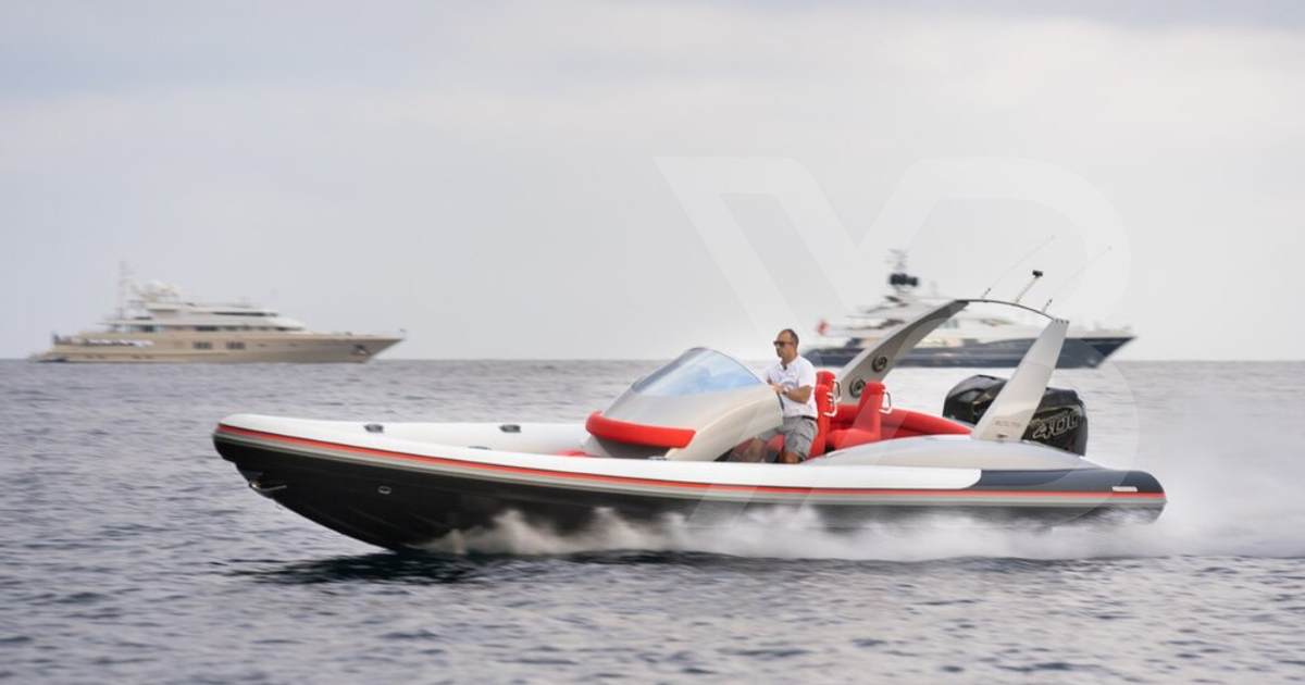 Pascoe SY10 Outboard Yacht | YachtBuyer