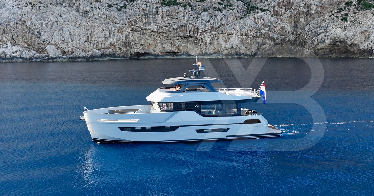 Outer Reef Yachts 780 Adventure Yacht