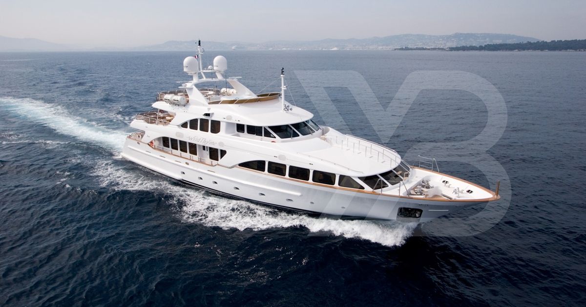 Benetti Classic 120' Yacht (2006 - 2010)