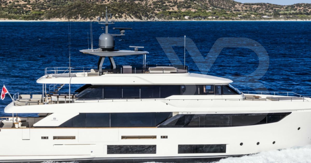 Custom Line's Navetta 33 launches fifth hull | YachtBuyer