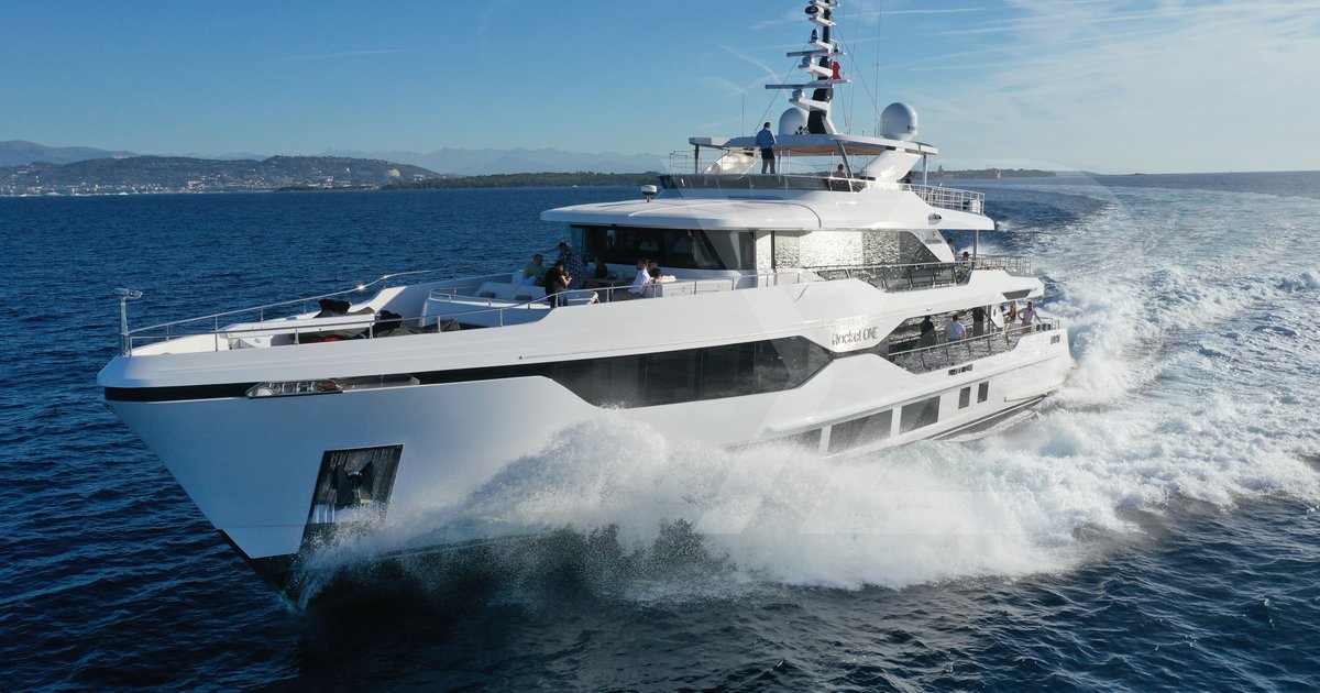 Gulf Craft Majesty 120 Review & Test Drive Video