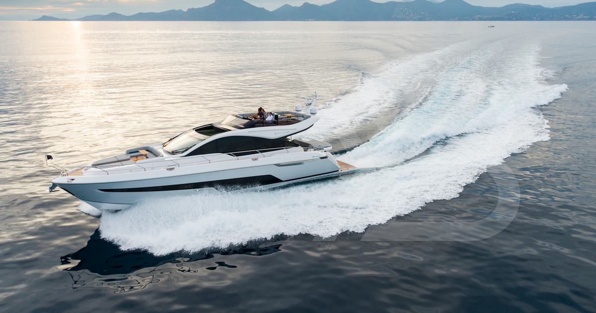 Fairline Phantom 65 Review & Test Drive Video