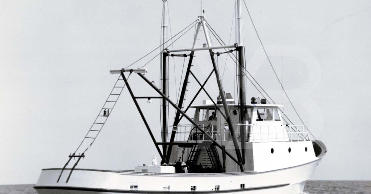 Hatteras 74 Trawler Yacht (1970 - 1972)