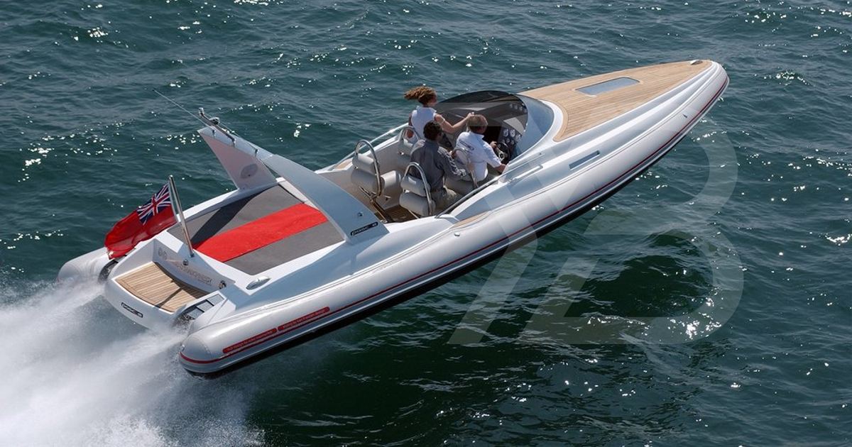 Pascoe SY10 Cabin Yacht | YachtBuyer