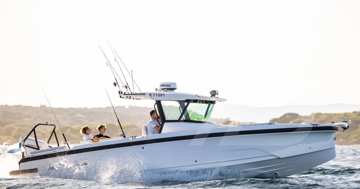 Axopar 29 CCX Boat