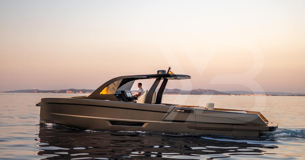 Maxim Yachts MAX43 Comfort Boat