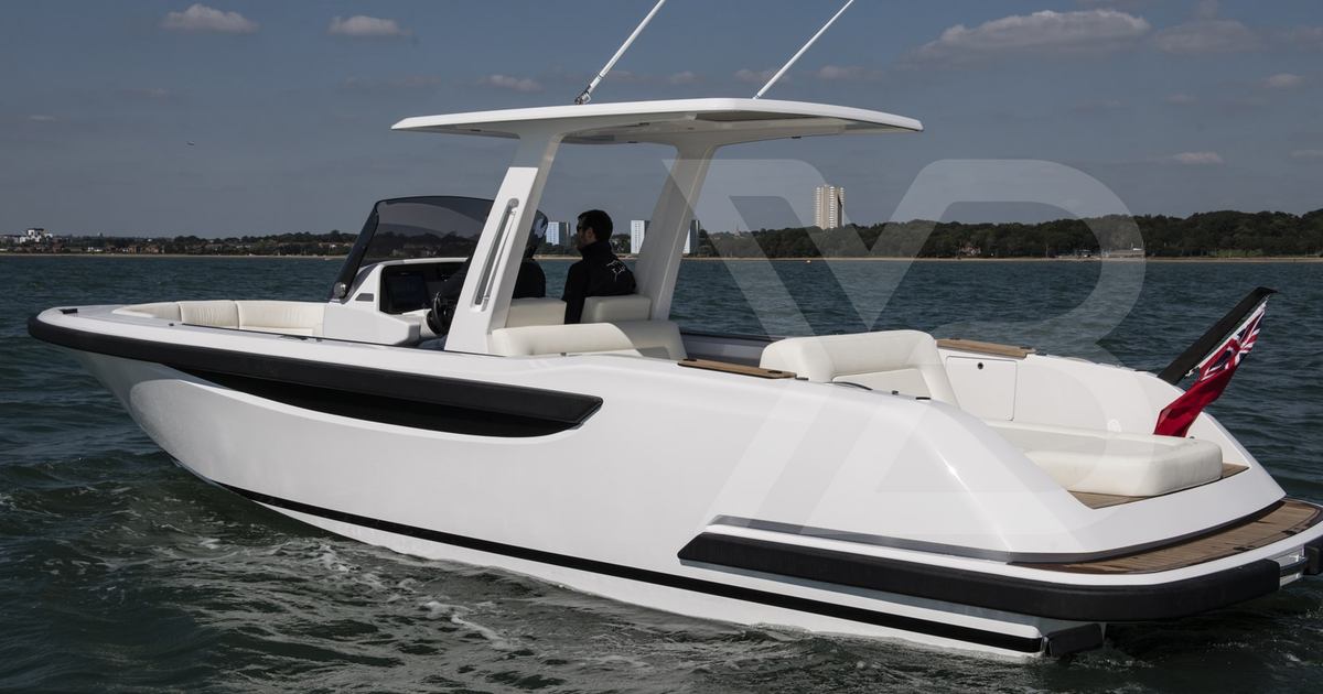 Compass Open Tender 9.1M Yacht | YachtBuyer