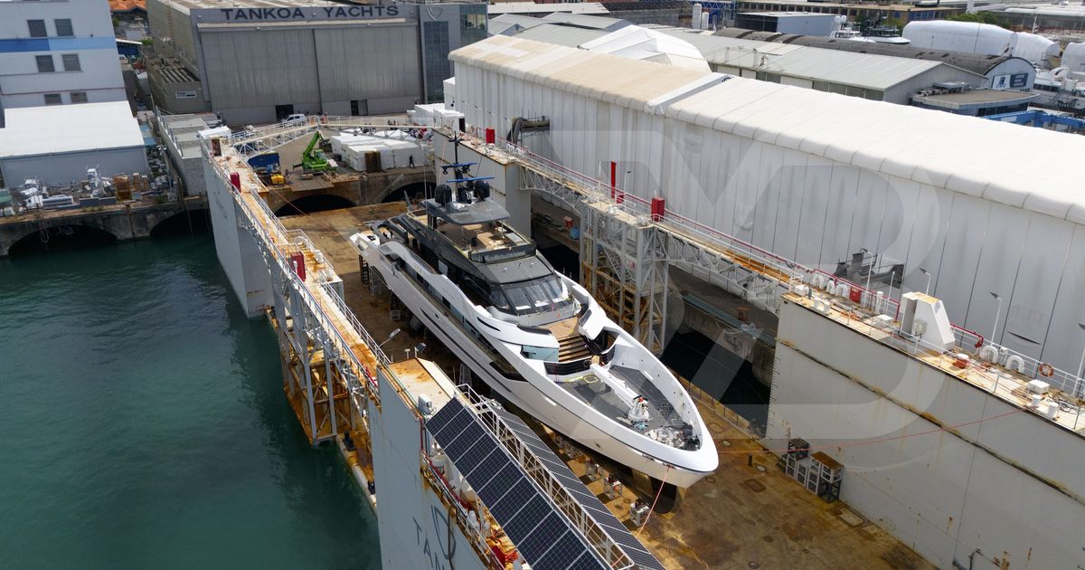 Tankoa Yachts Launches Second T55 Sportiva Superyacht Loewe | YachtBuyer