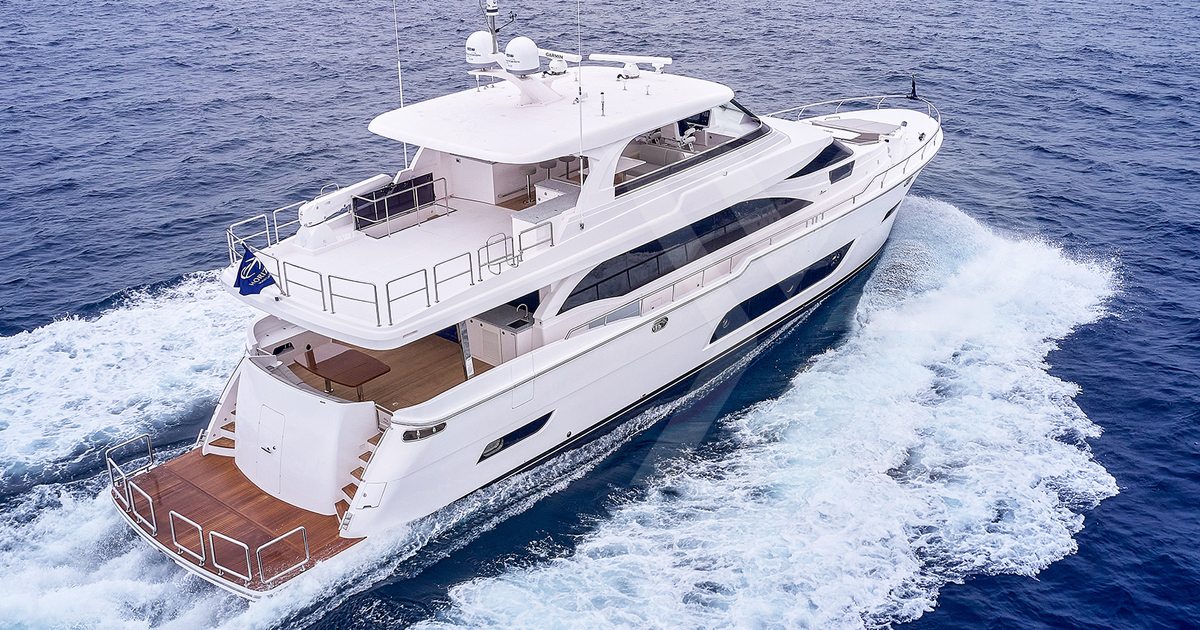 Horizon Yachts unveils first E81 model | YachtBuyer