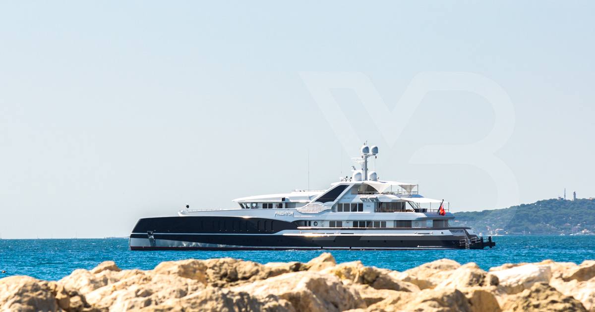 PREDATOR Yacht - 239ft Feadship 2008 | YachtBuyer