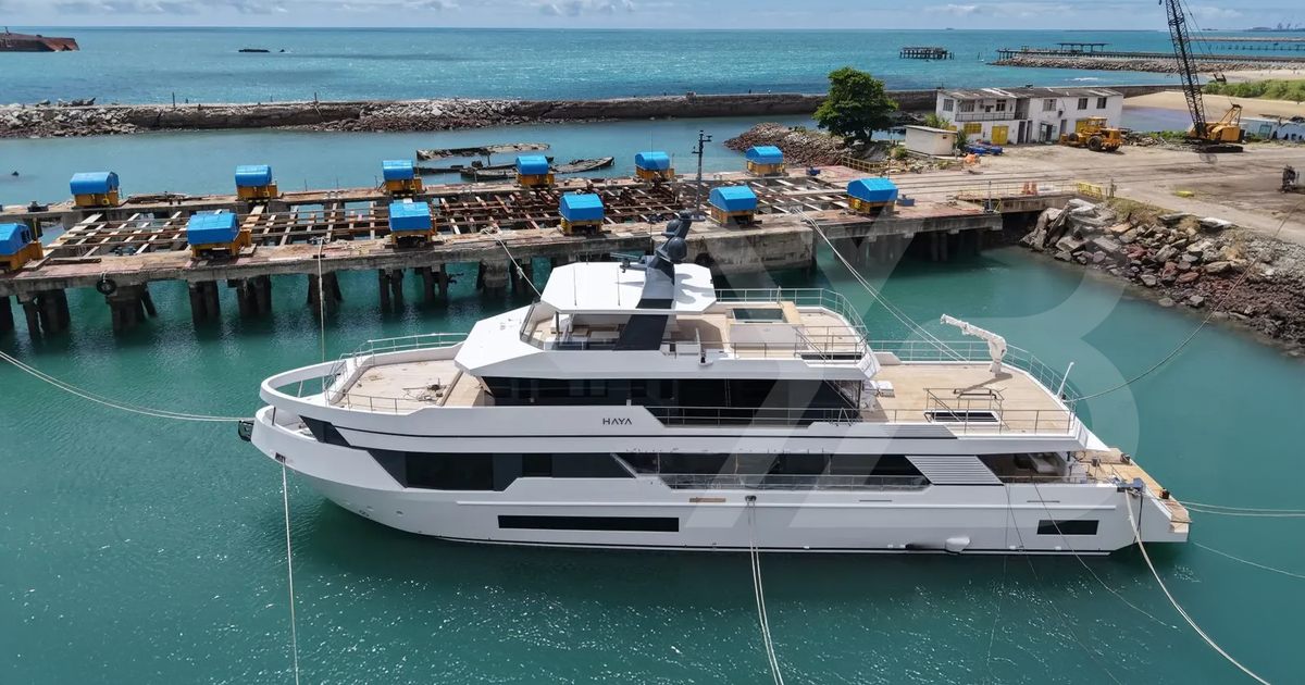 HAYA Yacht - 122ft Inace 2011 | YachtBuyer