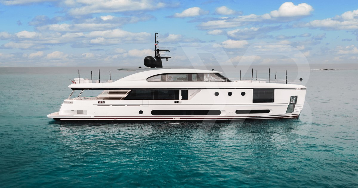 FIFTH SEASON Yacht - 98ft Azimut 2023 | YachtBuyer