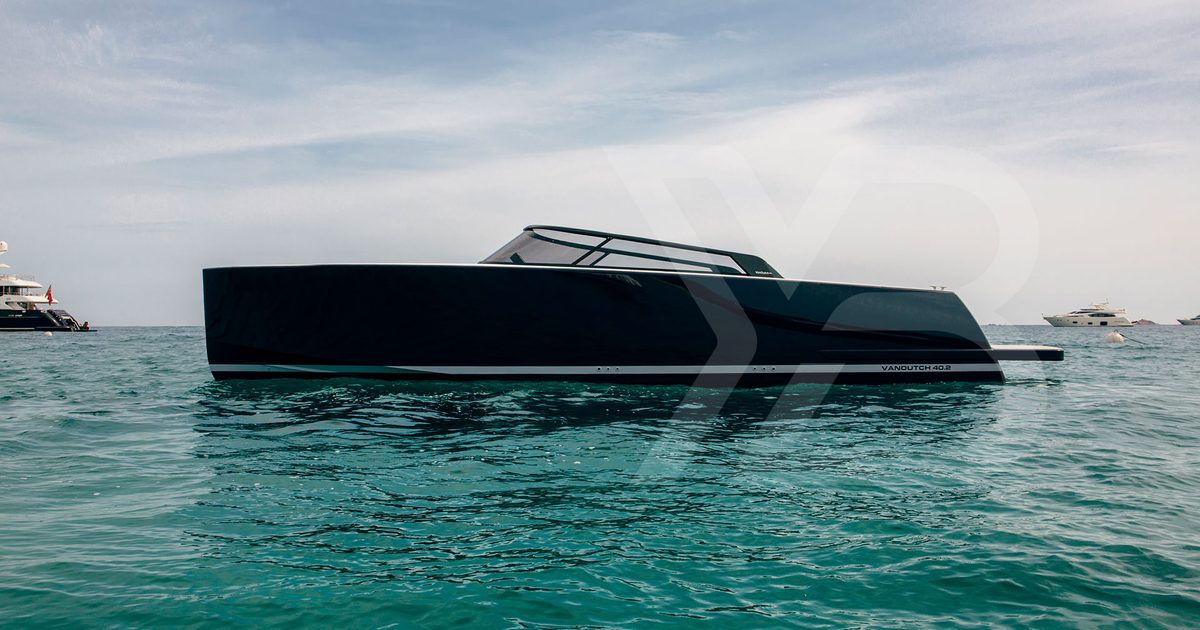 VanDutch 40.2 Yacht | YachtBuyer