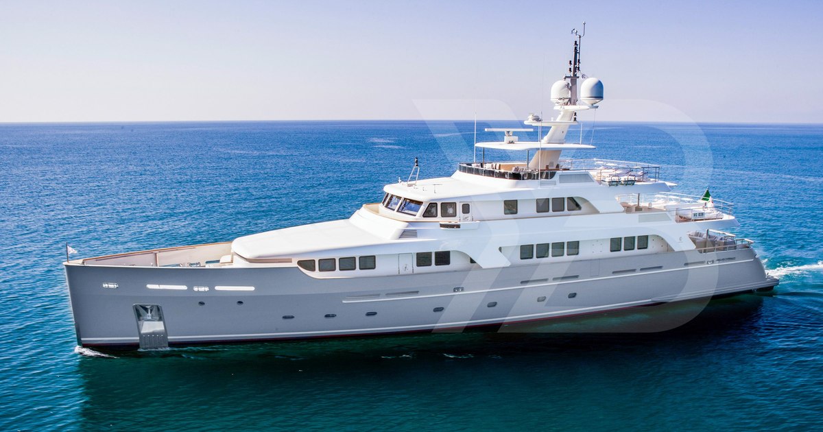 LIBRA OMEGA Yacht - 138ft Codecasa 2013 | YachtBuyer