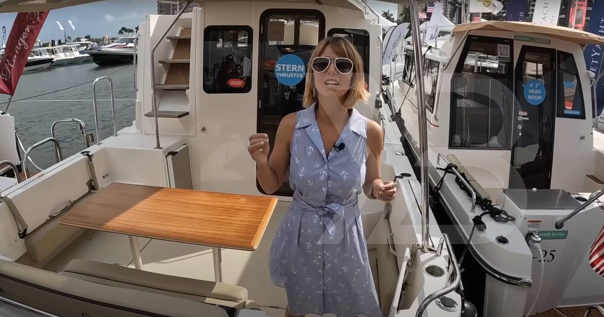 Ranger Tugs R-31 CB Review (2022 Edition)