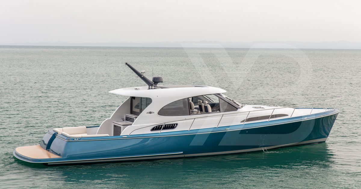 Palm Beach GT50 Express Boat