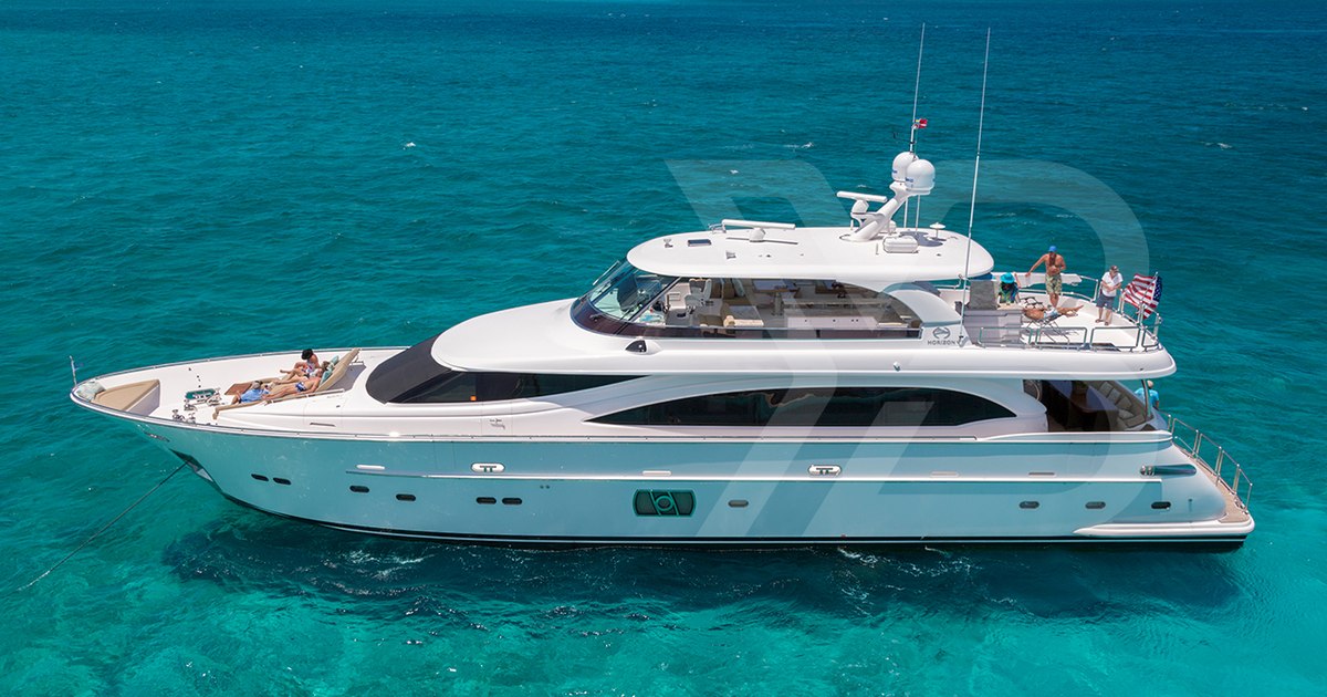 Horizon E100 Open Bridge Yacht