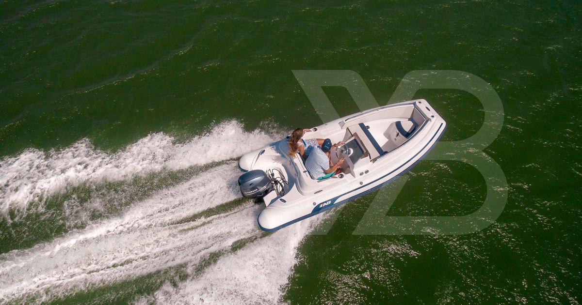 AB Nautilus 14 DLX Yacht | YachtBuyer