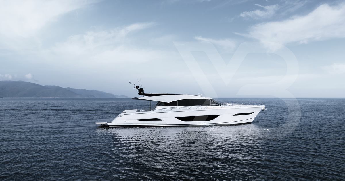 Maritimo S75 Boat