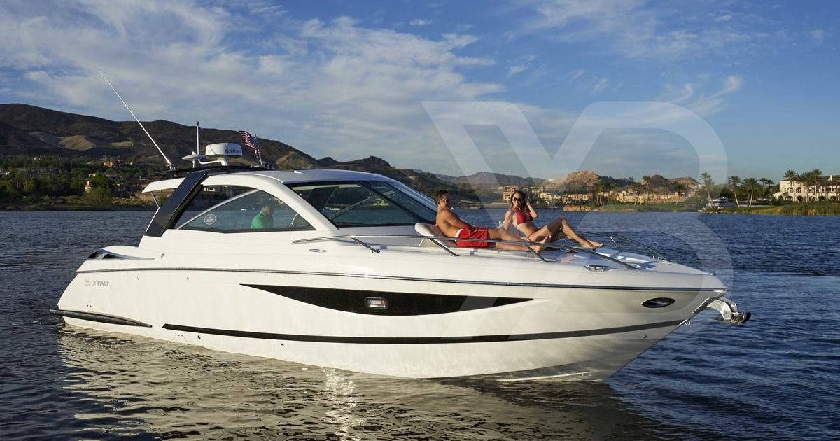 Cobalt A40 Coupe Yacht (2015 - 2019)
