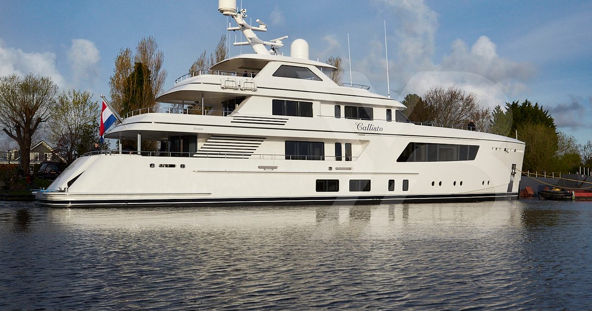 Feadship launch 42.5m (139ft) superyacht CALLISTO | YachtBuyer