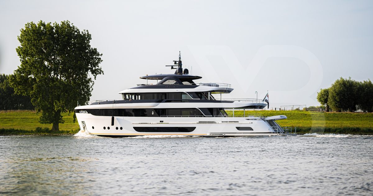 LALABE Yacht - 116ft Van der Valk 2025 | YachtBuyer