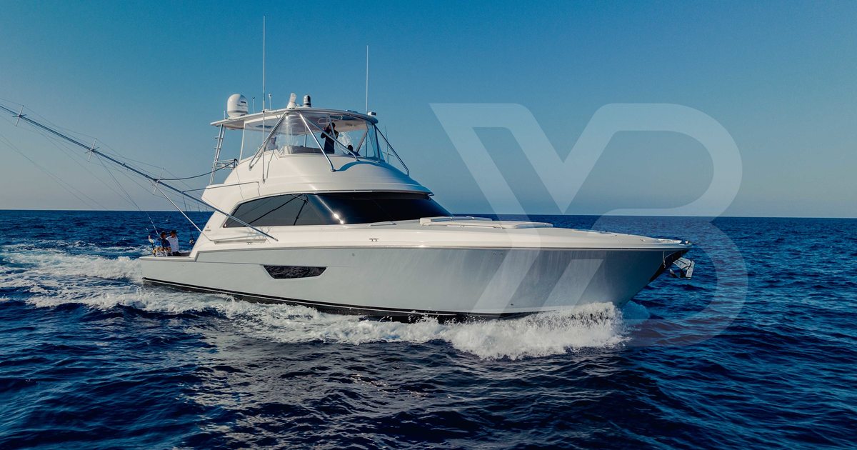 Bertram 61 Convertible Yacht