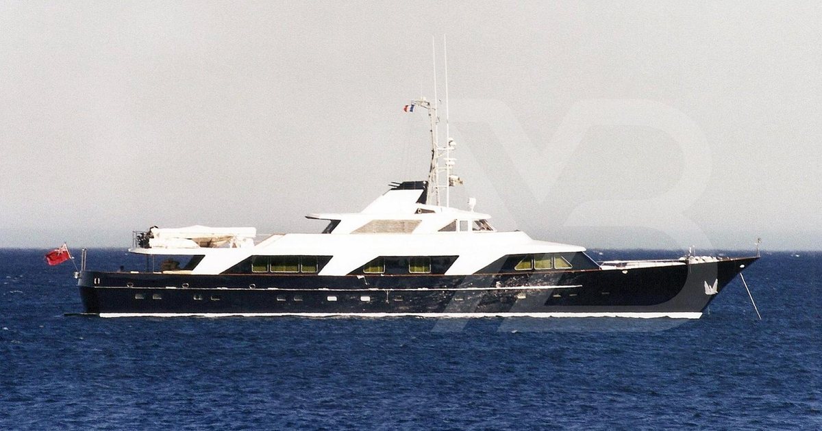 AETEA Yacht - 41m (134ft) Picchiotti 1981 | YachtBuyer
