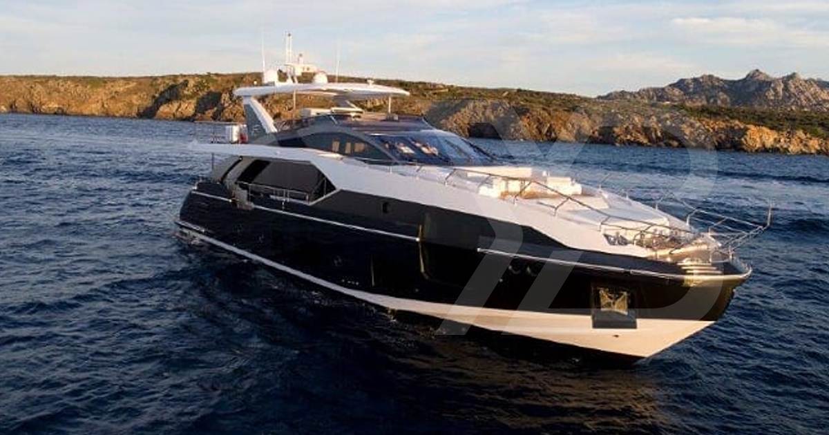 Azimut prepare four international debuts | YachtBuyer