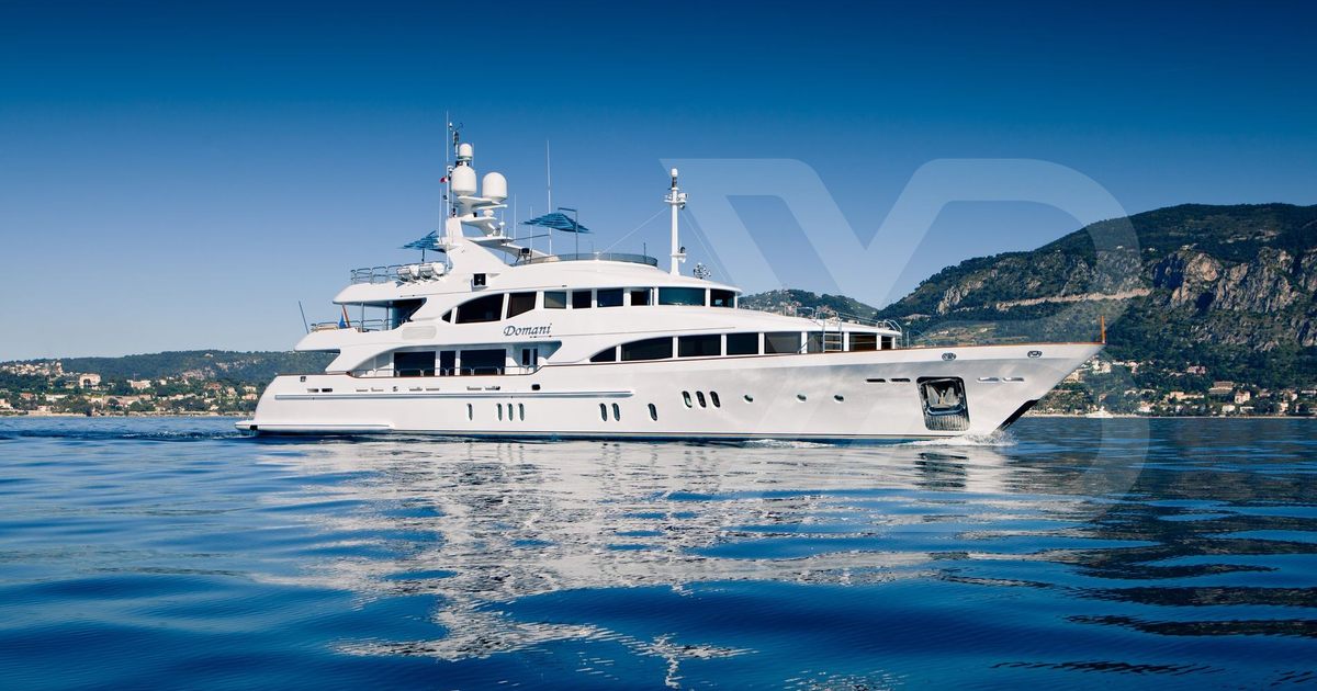 44m Benetti Vision 145' Motor Yacht Domani for Sale | YachtBuyer