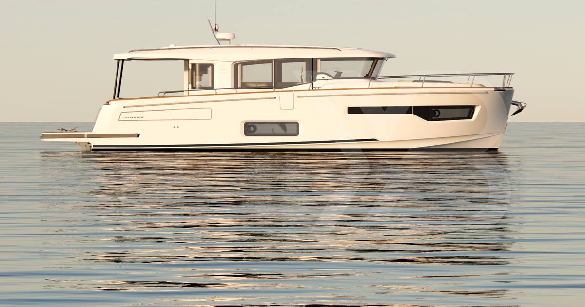 Introducing the Nimbus 495 Coupé Designed for Year-Round Use | YachtBuyer