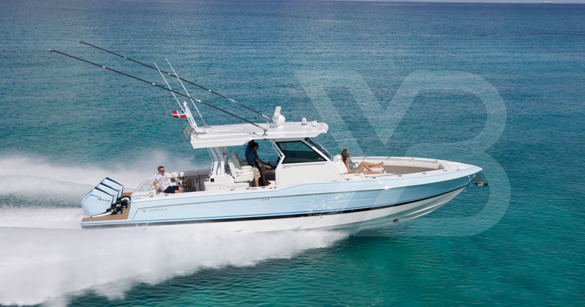 Formula 387 Center Console Fish Boat | YachtBuyer