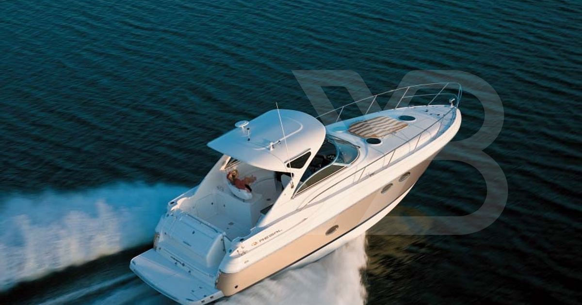 Regal 38 Grande Coupe Boat (Gen 1, 2014 - 2018) | YachtBuyer