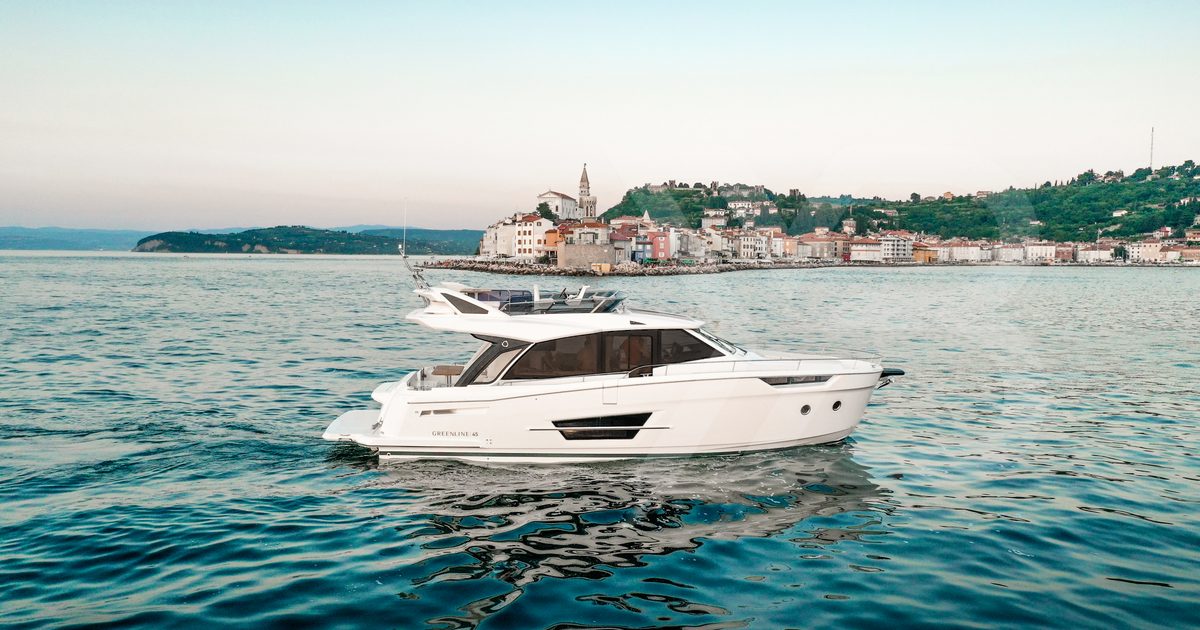 Greenline 45 Fly Review & Test Drive Video