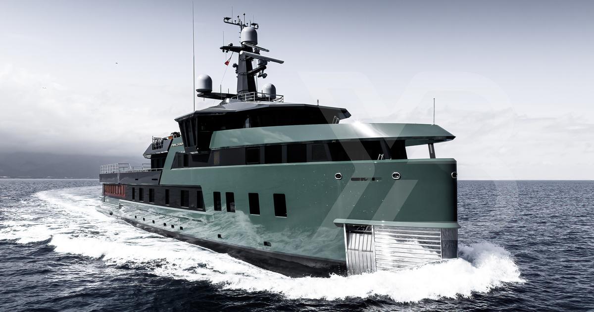 Damen Yachting to Show PINK SHADOW, FIVE OCEANS and 5009 SHADOW at ...