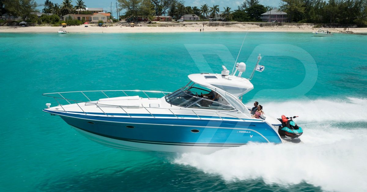 Formula 40 Performance Cruiser Yacht (2001 - 2023) | YachtBuyer