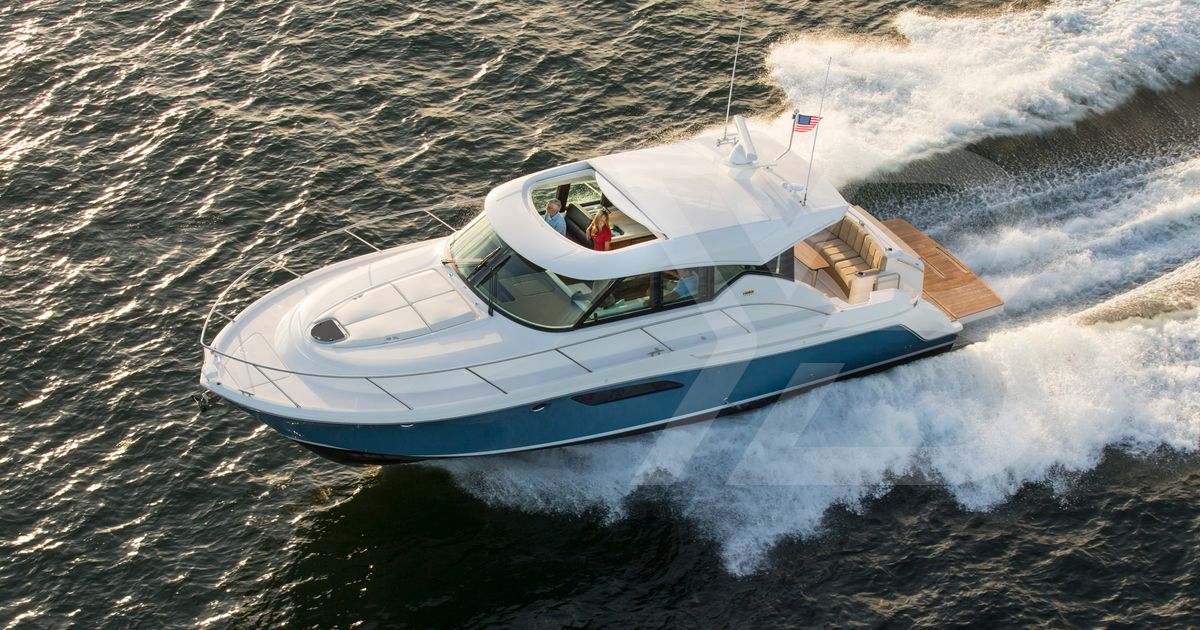 Tiara C44 Yacht (2015 - 2024)