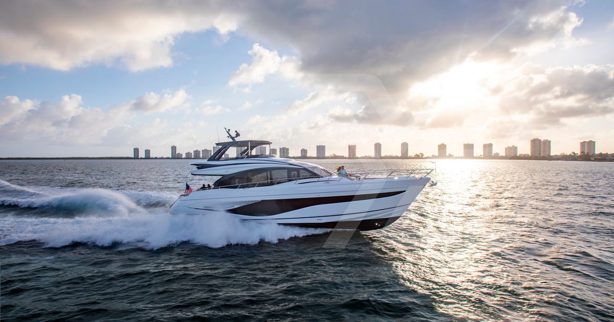 Princess S72 Yacht