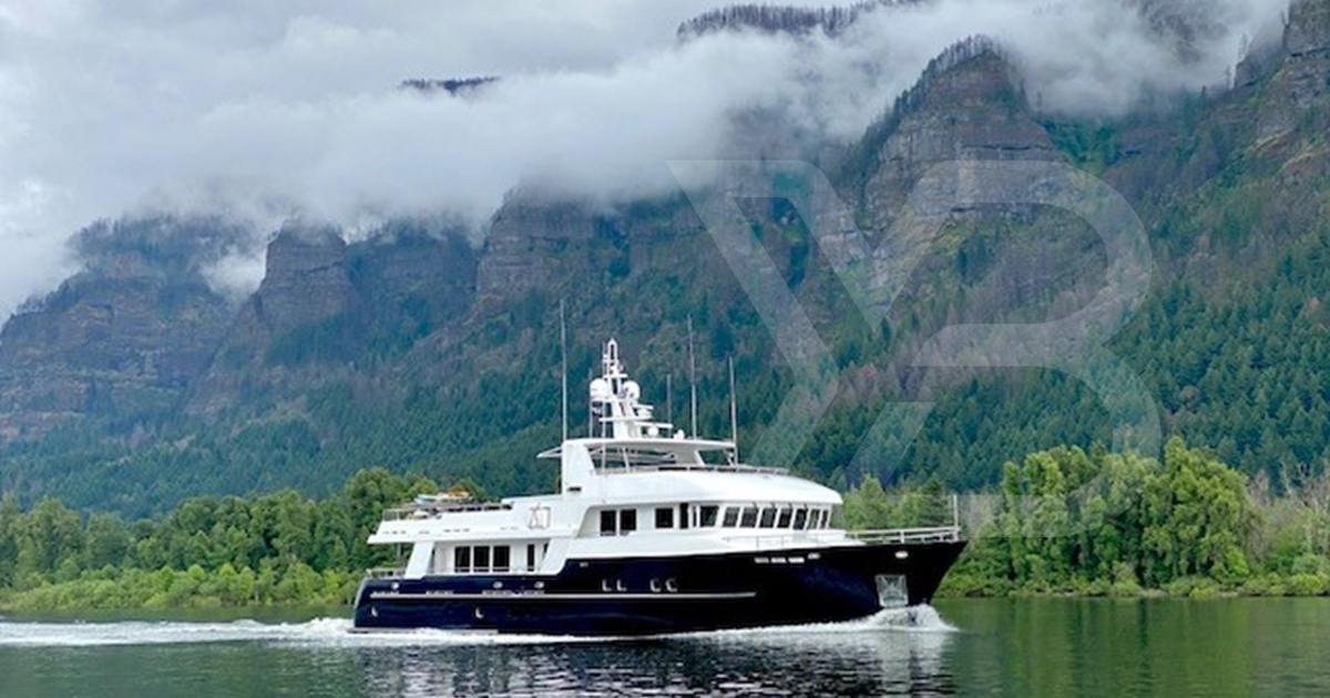 SAMSARA Yacht - 101ft Maxi 2006 | YachtBuyer